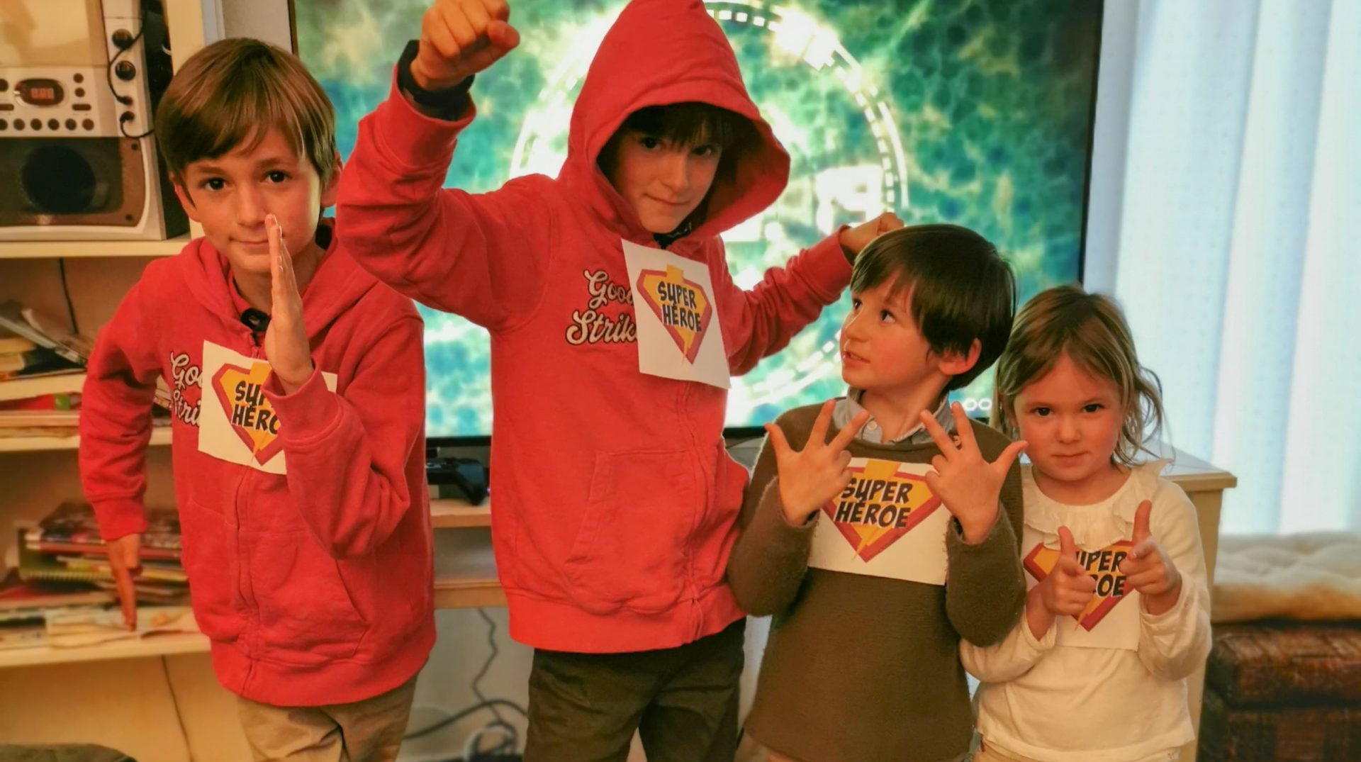 Escape room superhéroes - Escape Kit niños - Marvel / DC Comics